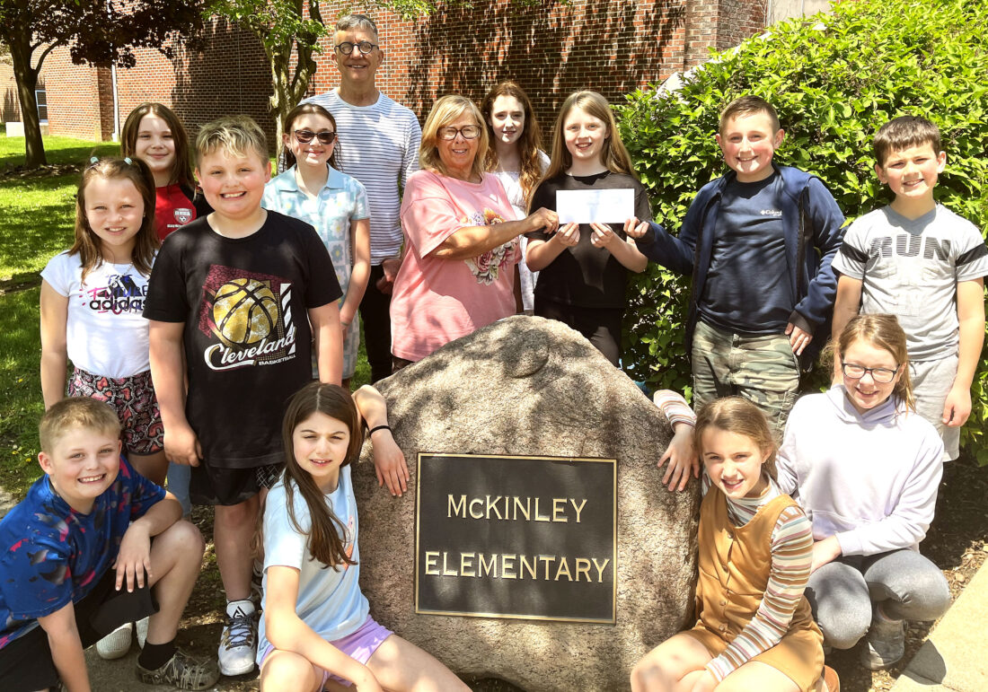 Students raise money for Beautification Committee | News, Sports, Jobs ...